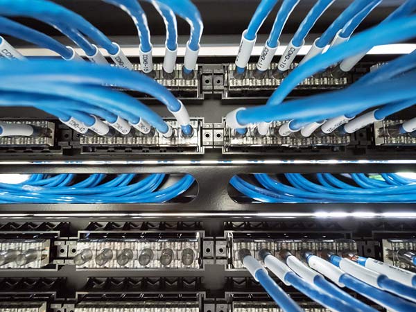 Cablaggio strutturato Bologna San Lazzaro di Savena – Messa opera ...